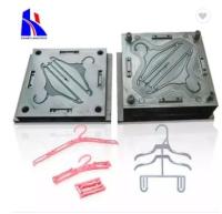 China Fabricante chino personalizado desarrolla y diseña alicates de plástico para suspensión de trajes para moldes de inyección en venta