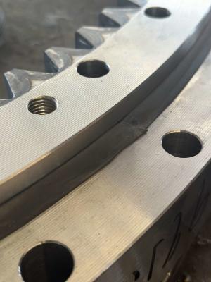 China 7y1565 Slewing Bearing Slewing Ring Excavator E320 CAT320 Te koop