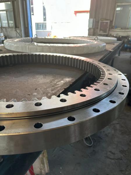 Quality 14520572 SLEWING BEARING SLEWING RING EXCAVATOR EC240B for sale