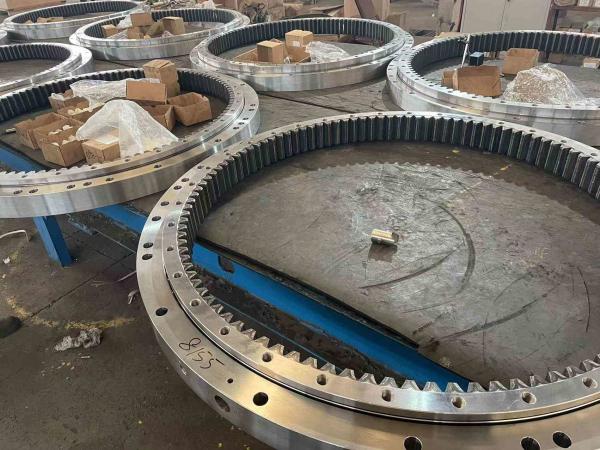 Quality 81N3-01022 SLEWING BEARING SLEWING RING  EXCAVATOR  R110-7 for sale