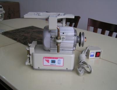 Cina High Speed Sewing Machine Motor 100rpm-4000rpm Industrial Use in vendita