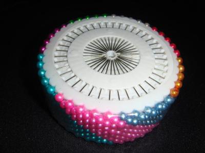 Cina 32mm 55mm Plastic Florist Pin Hand Sewing Assorted Needles Threader with Ball Head Pin in vendita