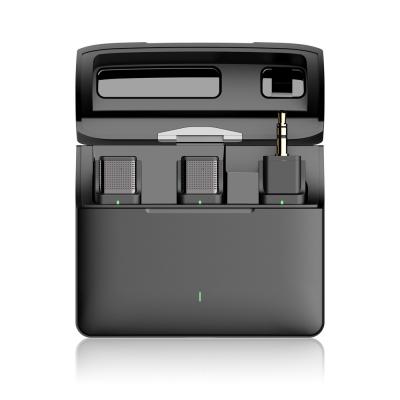 China Microfoon van de Camera de Draadloze Lavalier van IPhoneandroid voor Gesprek Youtuber Te koop