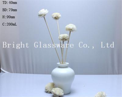 China Luxury design perfume glass bottle wholesale for sale