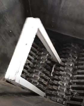 China Metal Shredder machine Double shaft Shredder machine made in China with good feedback high capacity and low cost for sale