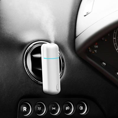 Cina Appoggio lungo di Mini Oil Diffuser Wall Wireless USB 1W 20Hs della decorazione dell'automobile della stanza in vendita