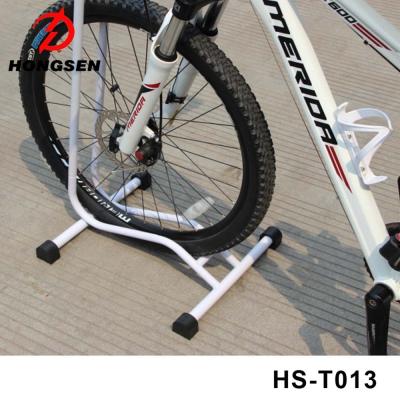 China Bike Wheel Rack Steel Material Powdering Coating Insert Bicycle Repair Stand Bike Floor Display Rack for sale
