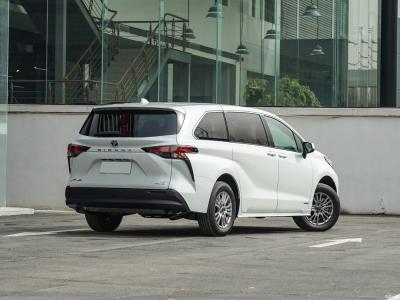 Cina 2022 1.5L Clean Version 4 porte 5 posti Sedana ibrida a benzina con touch screen in vendita