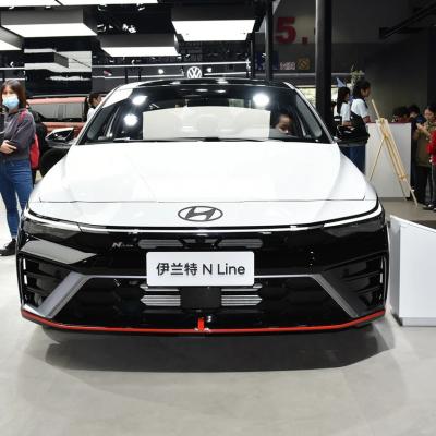 中国 2023 Hyundai Elantra 1.5L CVT LUX セダン 性能と性能の完璧な組み合わせ 販売のため