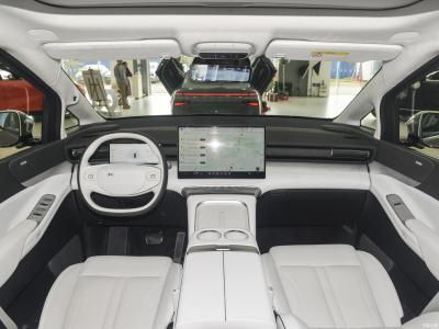 Cina Come immagine Xpeng X9 2024 modello 702 super lunga durata della batteria PRO con 235KW potenza totale del motore in vendita