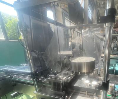 China TorquePress Automatic Bottle Cap Sealing Machine 180 Bottles/Min for sale