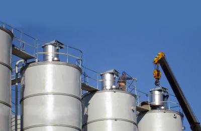 China Cement Silo Top Vibrating Cartridge Dust Collector For Concrete Batching Plants for sale