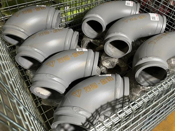 Quality High Manganese Steel Casting Bend Concrete Pump Elbow Single Layer Wear for sale
