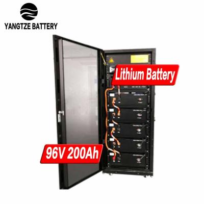 Cina UPS Yangtze Kiang 15+ Years Life Span 96V Lithium Battery 100ah 200ah LiFePO4 Battery Pack With 200A BMS in vendita