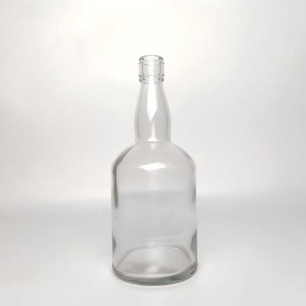 Quality 750ml Custom Tequila Bottles High White Clear Glass Liquor Bottles Screw Top 515g CY-829 for sale
