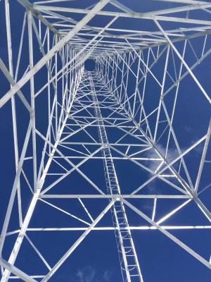 Cina Cellulare d'acciaio di comunicazioni 20-60m della torre di zincatura a caldo per i segnali di trasmissione in vendita