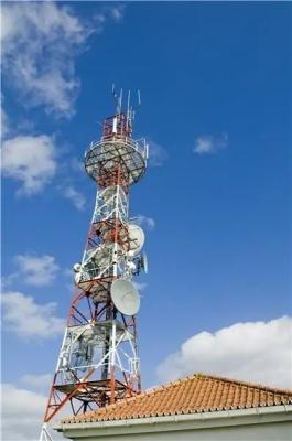 Cina Torre cellulare mobile per comunicazione a microonde con tubo a 3 gambe multifunzione in vendita