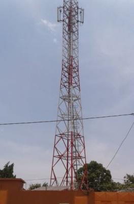 Cina La IMMERSIONE calda della radio del segnale TV ha galvanizzato la torre mobile 10-80m dell'antenna d'acciaio in vendita