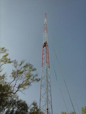 China Sellf Supporting 4 Legged 30m 40m Guyed Wire Tower for sale