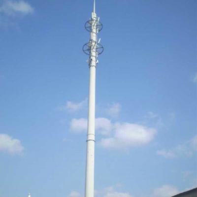 China Signaal van de Communicatie GSM Bliksembescherming Monopole Staaltoren Te koop