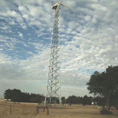 China Galvanisierte Telekommunikations-Röhrenstahlturm-Rohr-Antenne vergittern Stahlmit beinen versehenes des turm-4 besonders angefertigt zu verkaufen