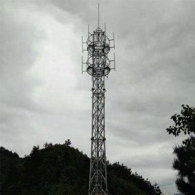 China Galvanisierte Telekommunikations-Röhrenstahlturm-Rohr-Antenne vergittern Stahlmit beinen versehenes des turm-4 besonders angefertigt zu verkaufen