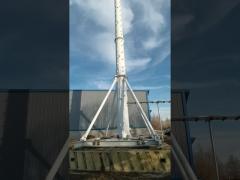 Simple Installation Single Tube Communication Tower With Antenna Support