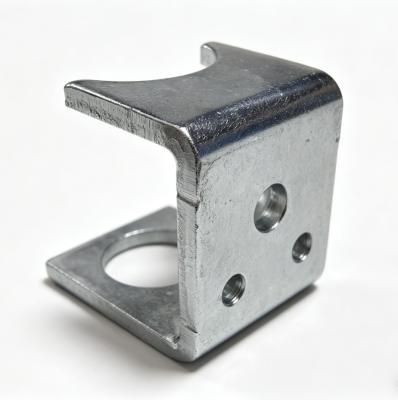 China Customized Carbon Steel Stamping Parts For L Shaped Mounting Bracket for sale