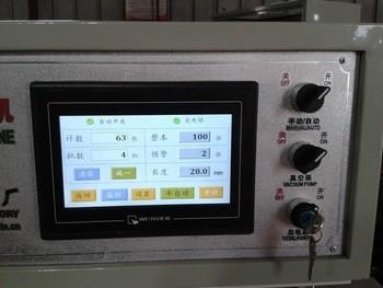 Cina High Speed plastic soft loop handle Cloth bag cutter machine price in vendita