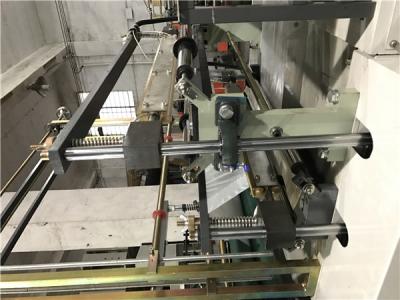 Cina Shopping bag making machine price continuous rolling flat bag trash bag cutting machine in vendita