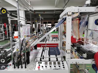 Cina Taiwan quality garbage bag cutting sealing machine price in vendita