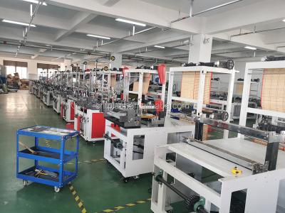 Cina 2 Layers Bag Making Machine 4 Line Heat Sealing And Cold Cutting in vendita