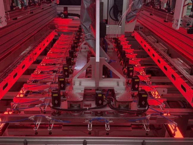 X-Solar Straight Line Tab Welding Machine for Solar Cells