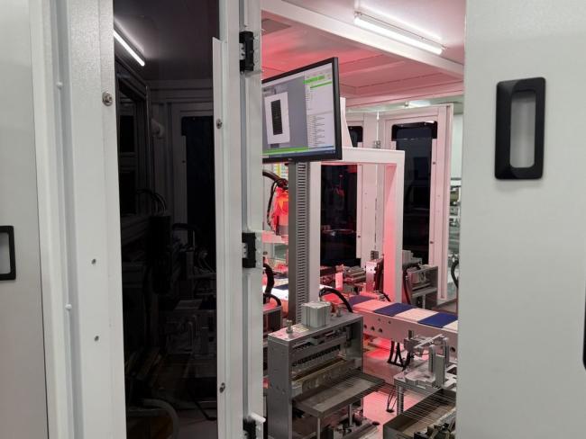 High-Efficiency Electric Cell Welding Machine for Solar Panels
