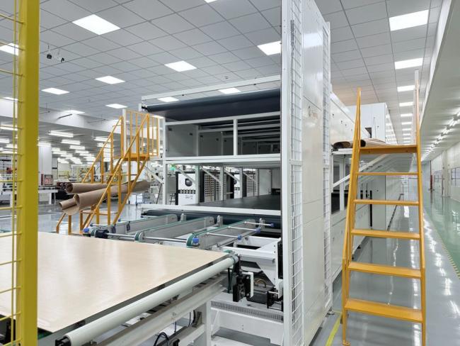 Industrial Environmental Protection Fully Automatic Roll Flute Paper Thermal Film Sheet Hot Press Dry Solar Module Production Line Flat Tile Laminating Machine