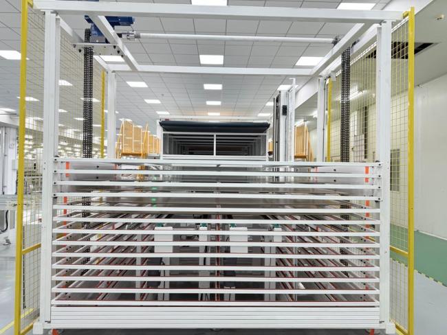 Industrial One Step Install Roll Flute Paper Thermal Film Sheet Hot Press Dry Solar Module Production Line Flat Tile Laminating Machine