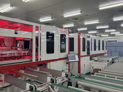 China Máquina de soldadura de paneles solares de células eléctricas terminales compactas para productos BIPV en venta