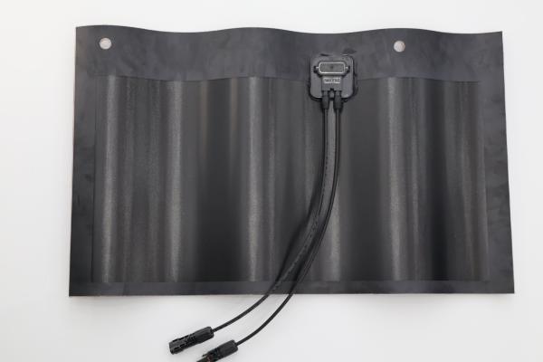 Quality Single Piece Curved Solar Roof Tiles Open Circuit Voltage 6.69V BIPV Solar Shingles for sale