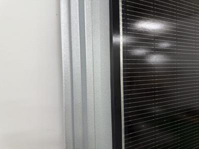 Cina 520W BIPV Moduli solari Piastre di tetto in acciaio 13,36A Corrente ottimale di funzionamento in vendita