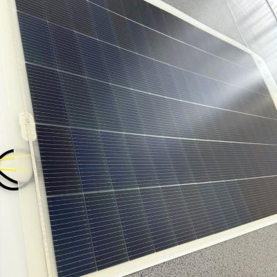 중국 커스터마이징 가능한 크기 520W 부드러운 태양 지붕 타일 하이브리드 인버터 BIPV 모듈 오픈 서킷 전압 53.03V의 태양 전지 패널 판매용