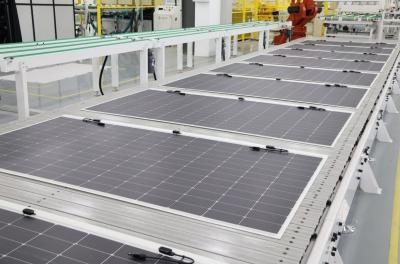 중국 단회로 전압 온도 계수 0.04% 지붕용 맞춤형 태양 전지판 연간 50000개 판매용