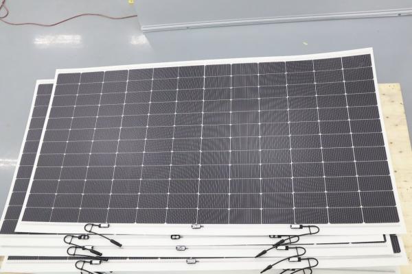 Quality 50000 Pieces Per Year XSFM-580-T Flexible Monocrystalline Solar Panel Kit for 12 for sale