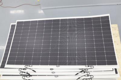Chine Max. courant de fusible 25A 580W 40V Panneau solaire semi-flexible pour les surfaces irrégulières dans la remorque de véhicule de plaisance marine Cabine de bateau Voiture à vendre