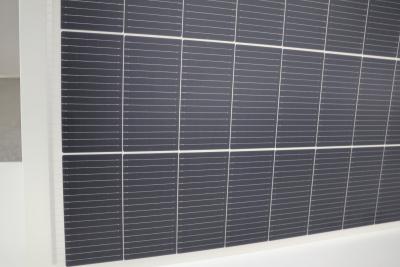 China Foldable Solar Panel Charger Kits for Boat Curved Roof Max. Powewr Temperature Coefficient -0.26% for sale