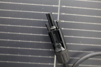 Китай Переносные мягкие 120 Вт 12 В полугибкие кремниевые солнечные элементы в пакете Размер 165,00 см * 45,00 см * 0,30 см продается