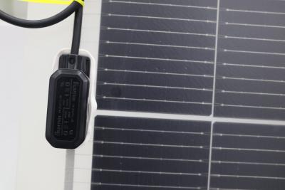 Китай Гибкий модуль солнечных панелей Легкий моно Hjt Topcon 44 градуса Нормальная рабочая температура XSFM-580-T продается