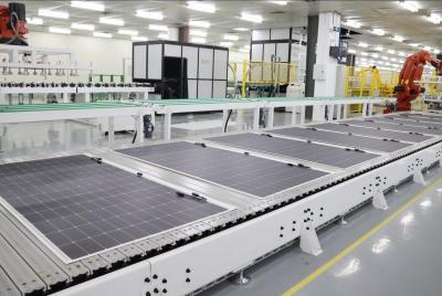 China Rated Operating Temperature of The Cell 44 Degree 580W Flexible Solar Panel Thin Film Mini for Roof Boat Balcony for sale
