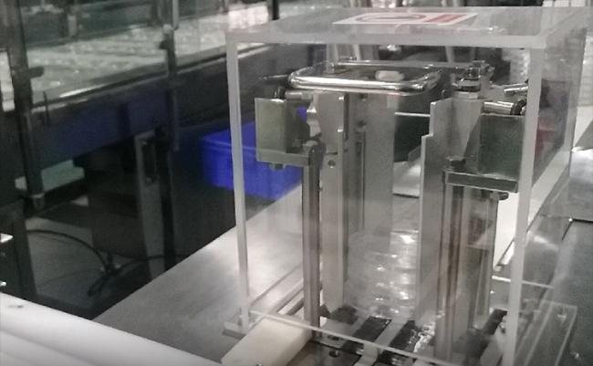 Filling nozzle close-up