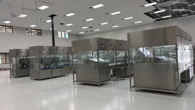 China Stainless Steel Animal Vaccine Filling Line with 316L Piston Pumps PLC Intelligent Linkage Control and HEPA Filter Covering for sale