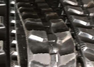 중국 경량 Kubota 굴착기 궤도 폭 180mm X 피치 72mm X 연결 40 판매용